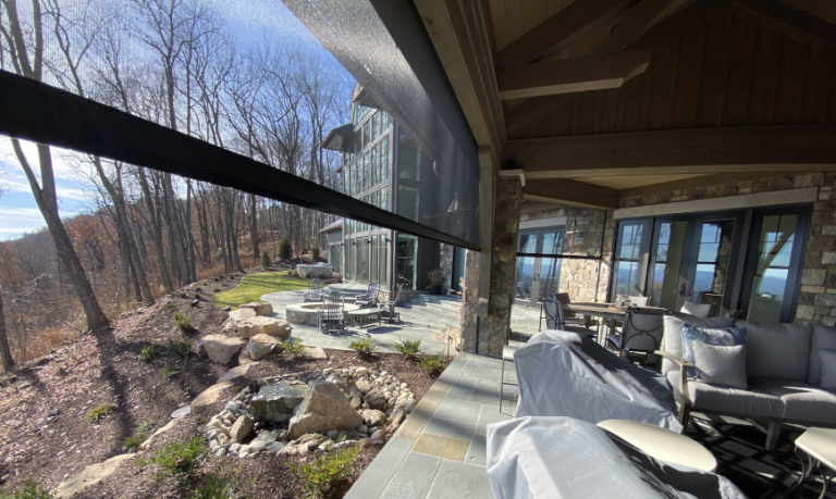5 Benefits of Retractable Screens for Year-Round Comfort – Retracta ...